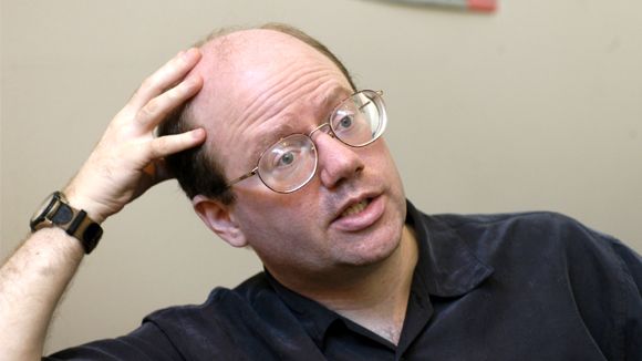 Edit wars: mention of Wikipedia’s co-founder, Larry Sanger, was famously removed from Jimmy Wales’s entry—by none other than Wales himself. © Ulli Winkler / ullstein bild via Getty Images
