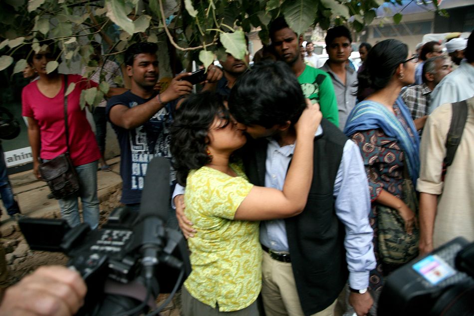 Could "kiss in" protests change India?